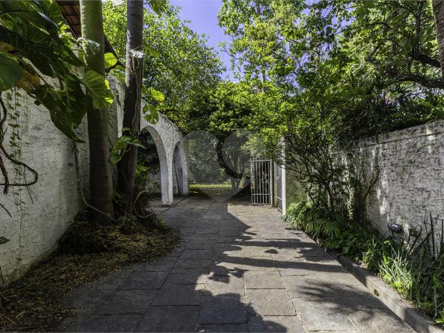 Casa Residencial Alto De Pinheiros
