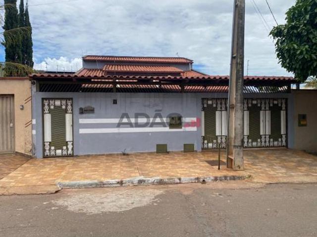 CASA RESIDENCIAL BARRAVENTO Casa de Rua com 4 Quarto s por R$ 800000.00 no setor Residencial Barra