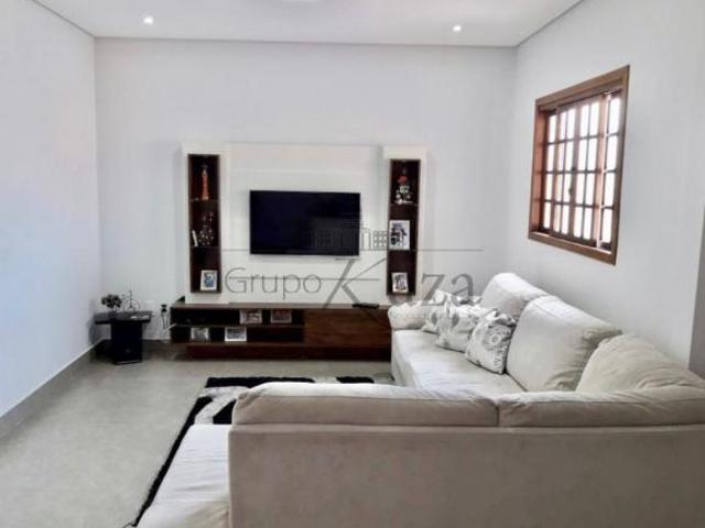 Oportunidade Casa Residencial Borda da Mata 140m² 3 Dormitórios
