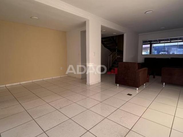 Casa Residencial Brasilia Sul Casa em Condomínio com 2 Quarto s por R$ 800000.00 no setor Setor Oci
