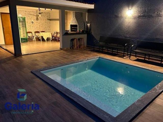 Casa residencial com 4 quartos à venda, 271m² Ribeirânia