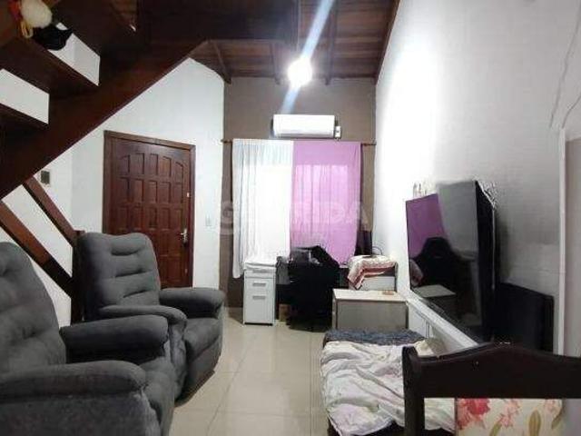 Casa Residencial com 2 domritórios, sendo 1 suíte, para alugar no bairro Hipica. COD: 24347