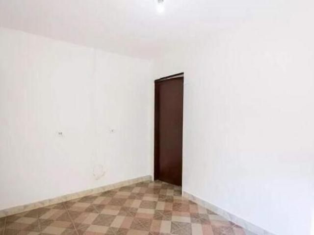Casa Residencial com 2 Quartos e Financiamento em Vila Pires, Santo André