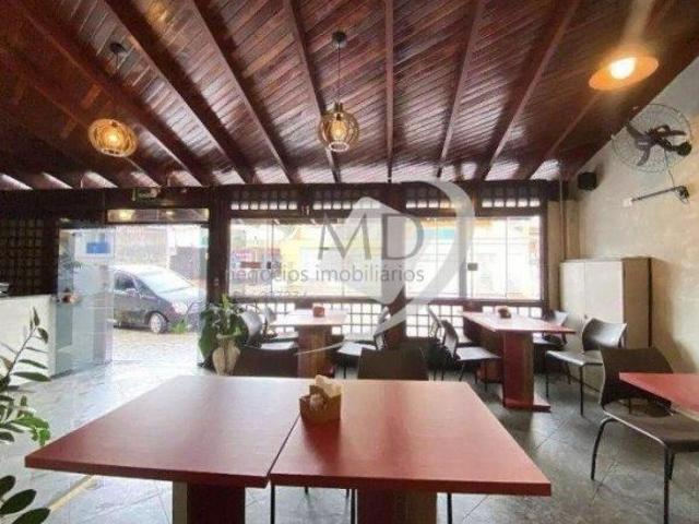 CASA RESIDENCIAL COM 2 QUARTOS FUNDOS RESTAURANT