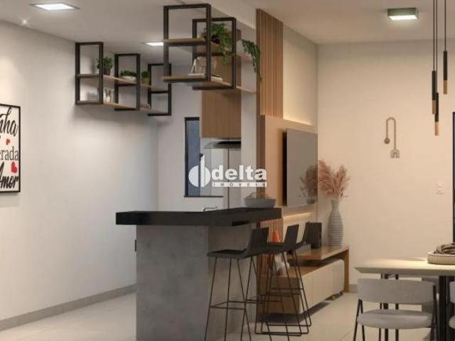 Casa residencial com 2 quartos sendo 1 suíte disponível para venda no bairro Laranjeiras em Uberlând