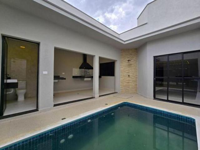 Casa Residencial com 3 dormitórios à venda, 129 m² por R$ 890.000 Jardim Terramérica II American