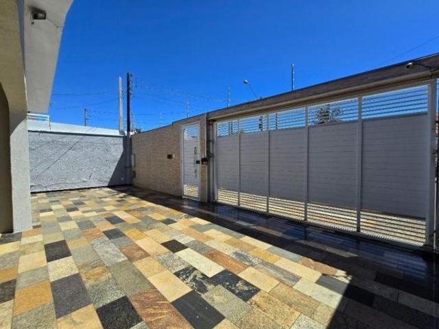 Casa Residencial com 3 dormitórios à venda, 176 m² por R$ 800.000 Parque Residencial Santa Rosa I