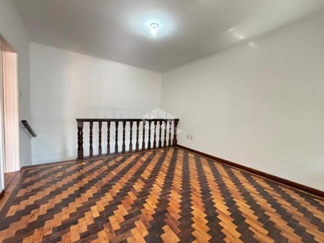 Casa Residencial com 3 quartos, 2 vagas e 298m²