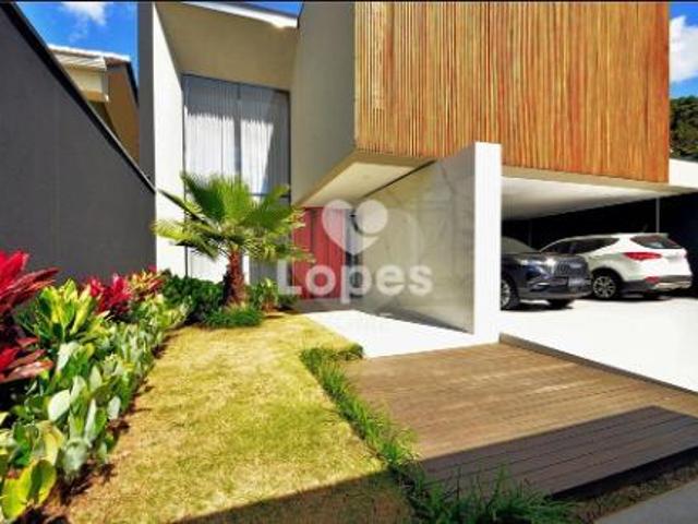 Casa residencial com 3 quartos