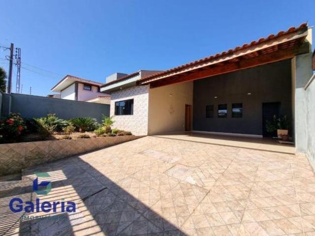 Casa residencial com 3 quartos à venda, 226m² Ribeirânia