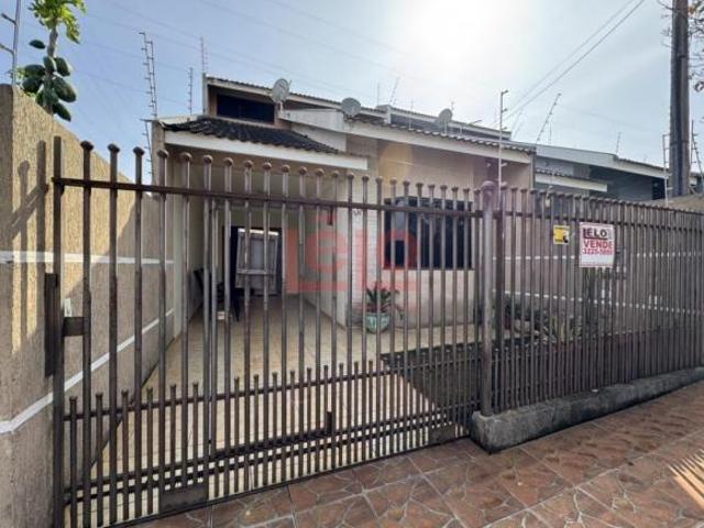 Casa Residencial com 3 quartos à venda por R$ 500000.00, 171.54 m2 JARDIM PARIS III MARINGA/PR