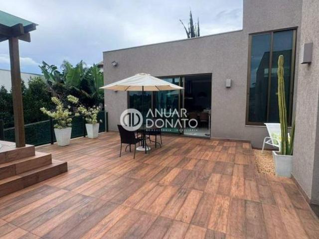 Casa Residencial com 3 quartos + escritório