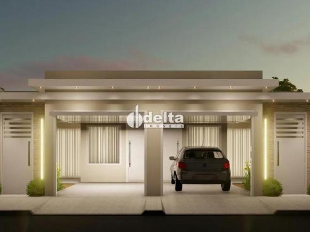 Casa residencial com 3 quartos sendo 1 suíte disponível para venda no bairro Santa Rosa em Uberlândi