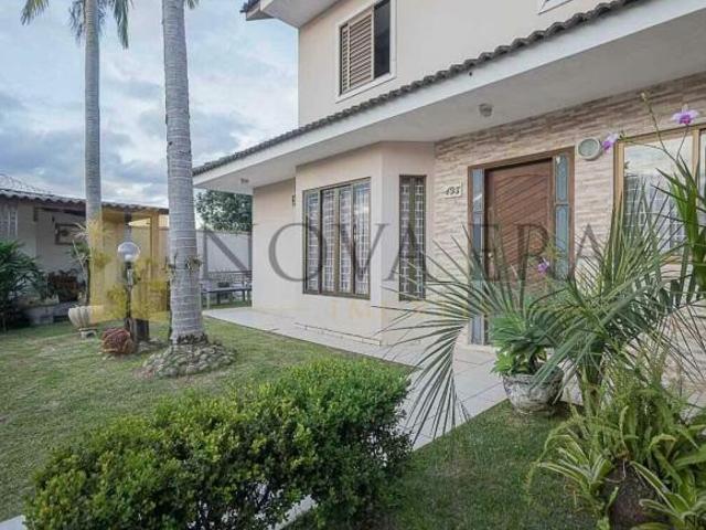 Casa Residencial com 3 Suítes em Curitiba Novo Mundo – 180m², mobiliada e 6 vagas