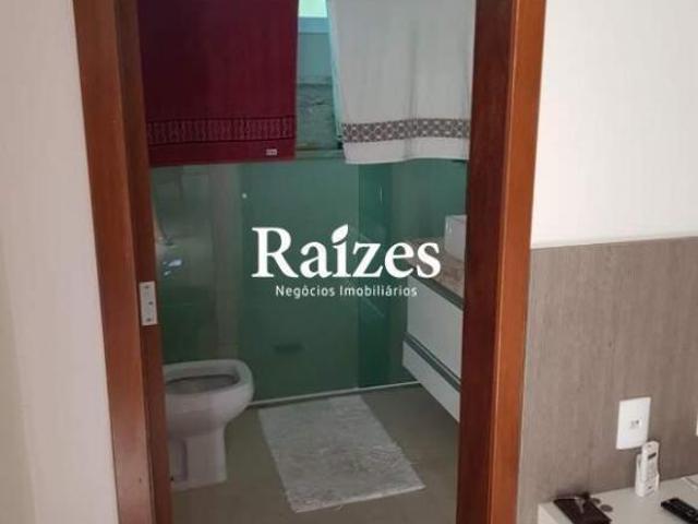 Casa residencial com 3 suítes, piscina e varanda gourmet em Jardim Inconfidência, Uberlândia