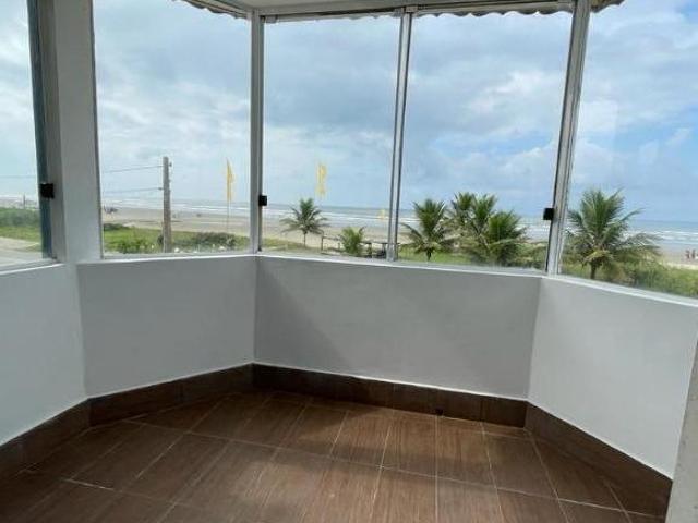 CASA RESIDENCIAL/ COMERCIAL FRENTE A PRAIA