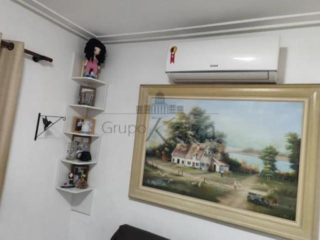 Casa Residencial Comercial Jardim Satélite 2 Dormitórios 184m²