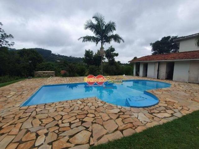Casa Residencial / Condomínio Capela do Barreiro