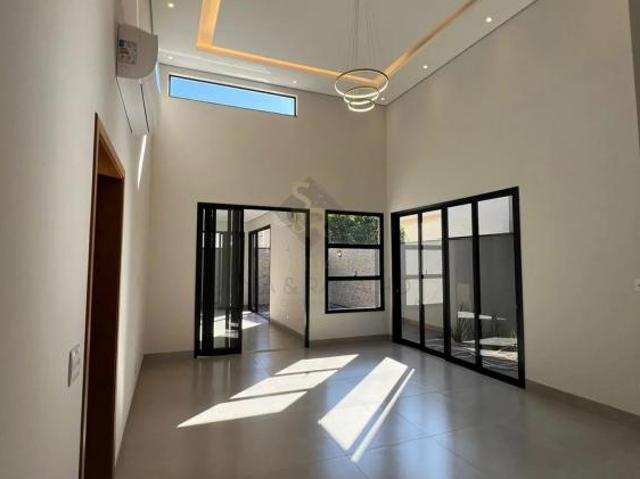 Casa residencial condomínio fechado Quinta da Primavera, Praças das Árvores