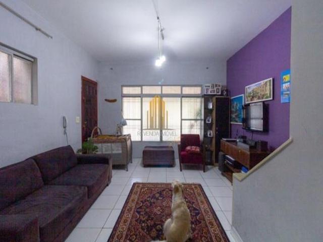 CASA RESIDENCIAL DE 139M² COM 2 DORMITÓRIOS, 2 BANHEIROS E 2 VAGAS Á VENDA NA REGIÃO DE INDIANÓPOLIS