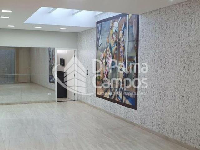 Casa residencial de 220 m² para alugar e vender 2 quartos, 2 suítes e 2 vagas de garagem no Ipiranga