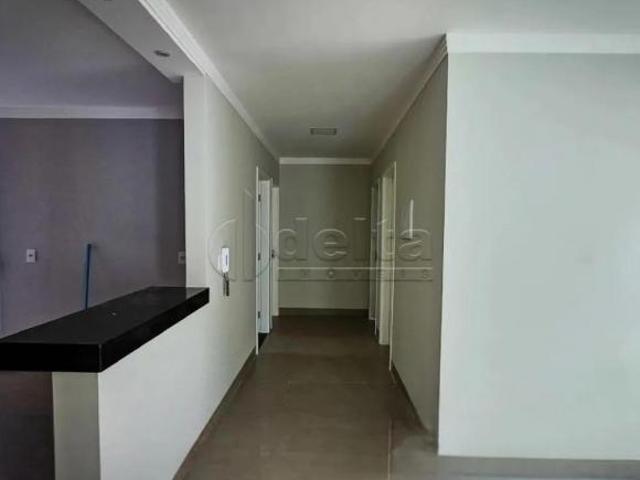 Casa residencial disponível para venda no bairro Cidade Jardim em Uberlândia MG