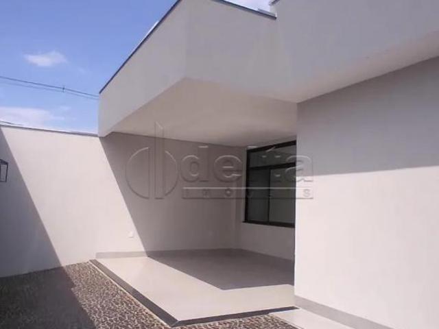 Casa residencial disponível para venda no bairro Jardim Ipanema em Uberlândia MG