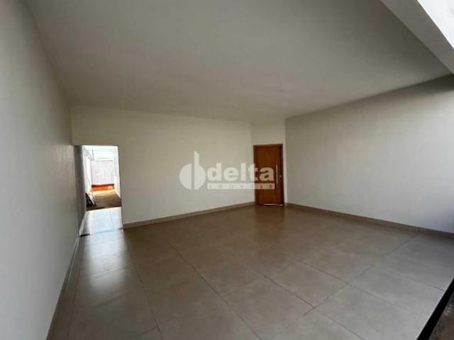 Casa residencial disponível para venda no bairro Laranjeiras em Uberlândia MG