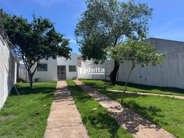 Casa residencial disponível para venda no bairro Shopping Park em Uberlândia MG