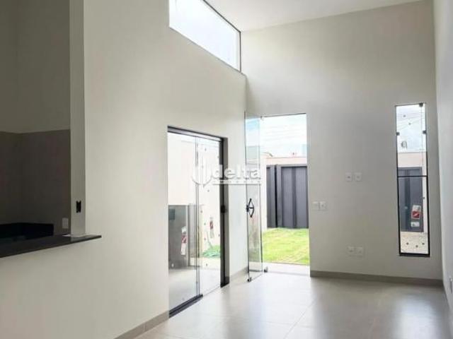 Casa residencial disponível para venda no bairro Shopping Park em Uberlândia MG