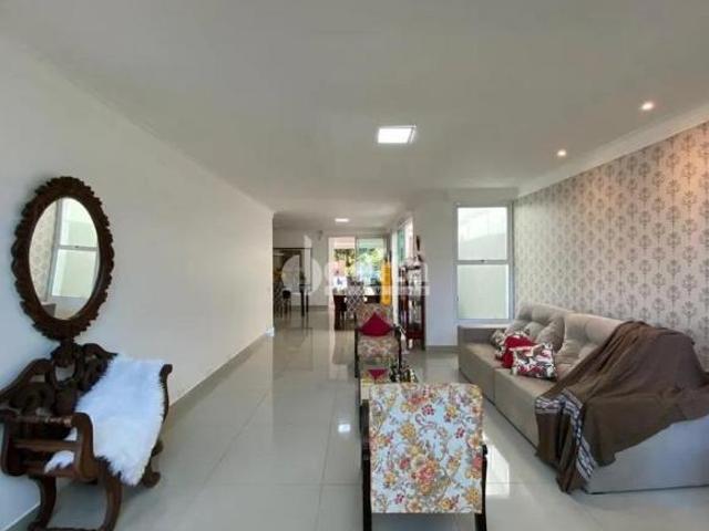 Casa residencial disponível para locação e venda no bairro Morada da Colina em Uberlândia MG