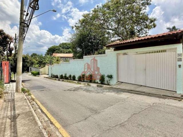 Casa Residencial e Comercial na Granja Viana| 8 Quartos e Excelente Localização