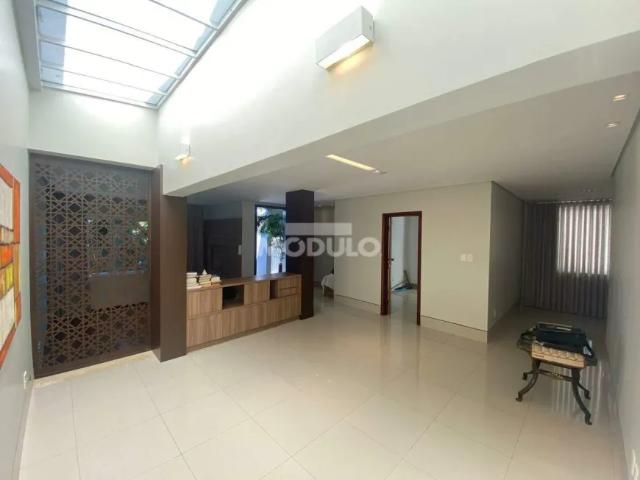 Casa residencial e comercial no Bairro Tabajaras