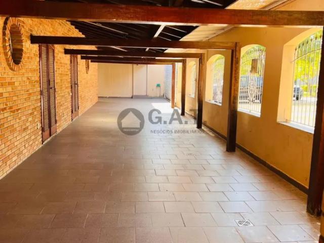 Casa Residencial e Comercial de Luxo para Locação em Sorocaba SP, Parque Campolim: 3 Quartos, 1 Suít