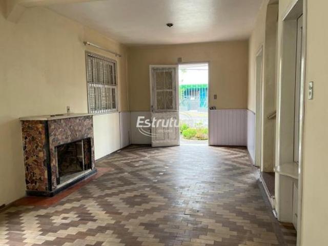 Casa residencial e ou comercial com 3 dormitórios no centro