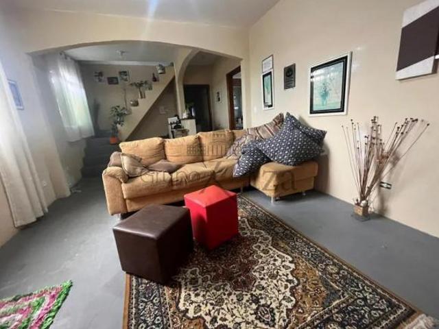 Casa Residencial e Ponto Comercial Jardim Portugal 5 Dormitórios 275m²