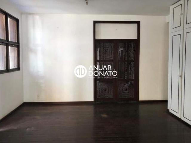 Casa residencial em ótima localização do bairro Ouro Preto