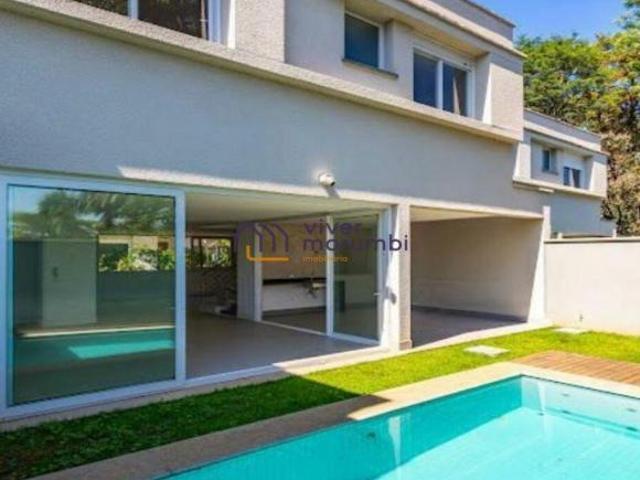 Casa Residencial em Condomínio 4 Suítes 4 Vagas Piscina
