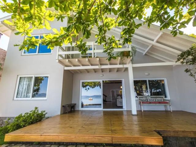 Casa residencial em florianópolis sc, cacupé