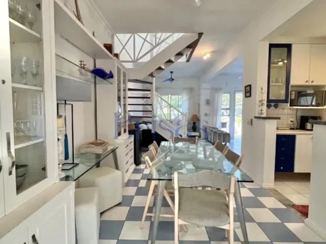 Casa residencial em são sebastião sp, maresias
