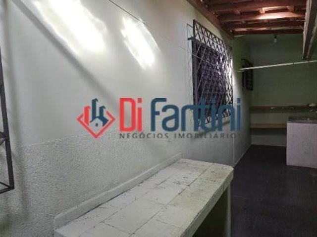 CASA RESIDENCIAL em SANTA BÁRBARA D&apos OESTE SP, JARDIM ESMERALDA