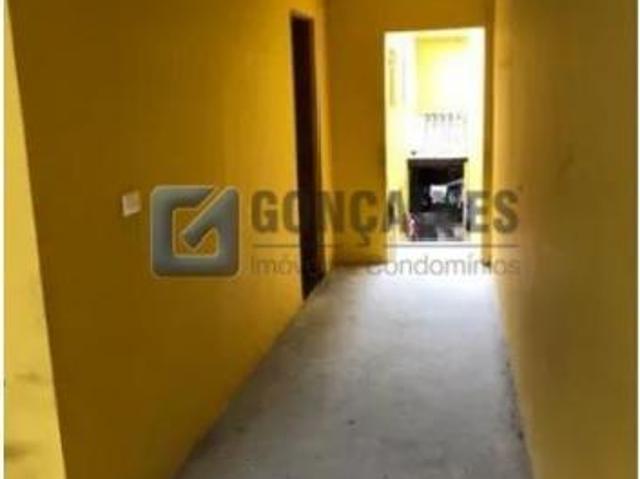 Casa Residencial em Santo André Cidade São Jorge – 2 Quartos, 2 Vagas, 130m²