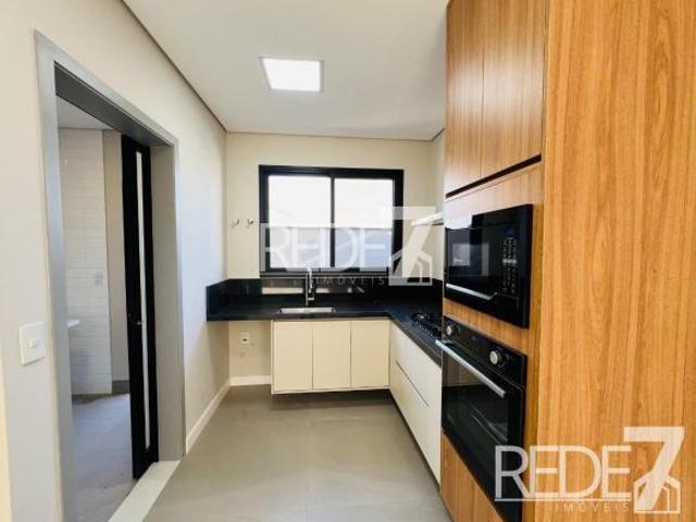 CASA RESIDENCIAL em Valinhos São Paulo, Roncáglia
