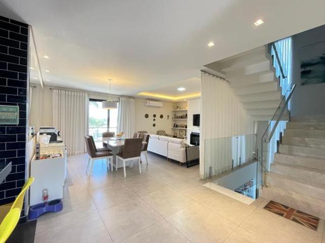Casa Residencial Ibi Aram 4 dorm/2 suites piscina aquecida Itupeva SP
