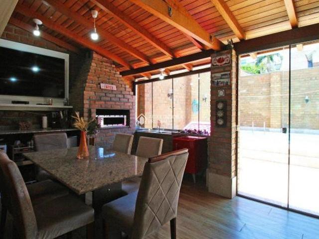 CASA RESIDENCIAL JUNTO AO BOURBON COUNTRY