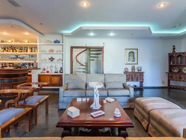 Casa Residencial Jardim França Área Útil: 438 m²