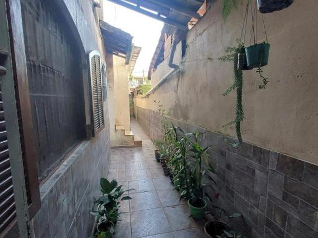 Casa Residencial Lado Pista