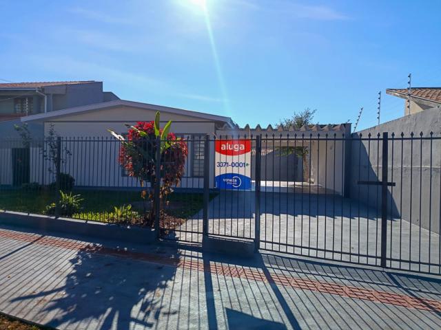 Casa residencial para alugar na região Leste de Londrina Pr com 3 quartos