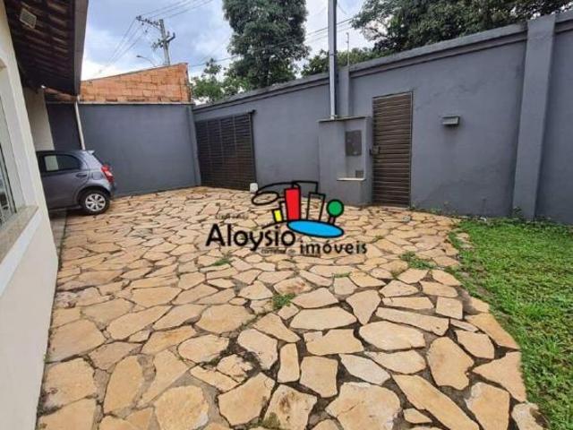 Casa residencial para aluguel no Bairro Santa Rita de Cássia, Sete Lagoas – 3 quartos, 2 suítes e mu