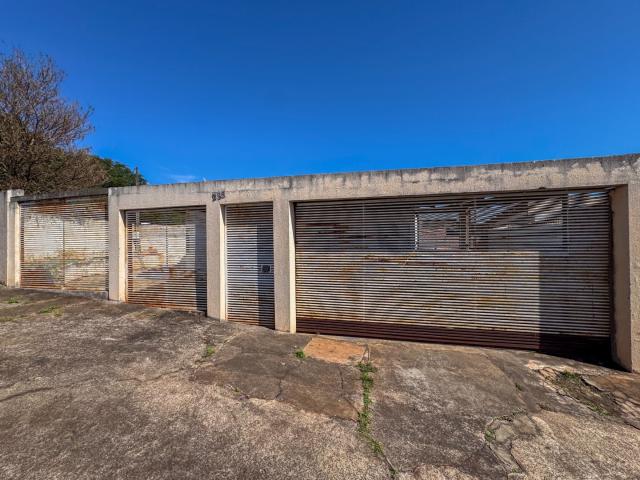 Casa Residencial para locação no bairro Laranjeiras de Londrina com 108.95m